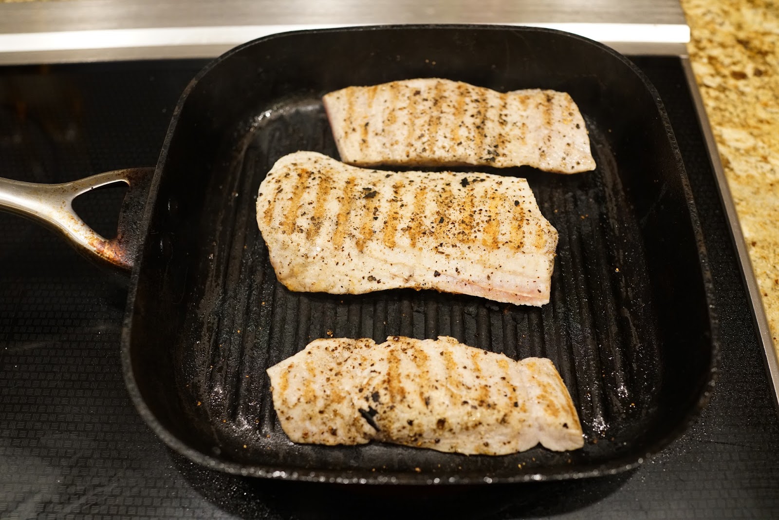 GREAT EATS HAWAII: GRILLED OPAH WITH MUSHROOM GARLIC CREAM SAUCE