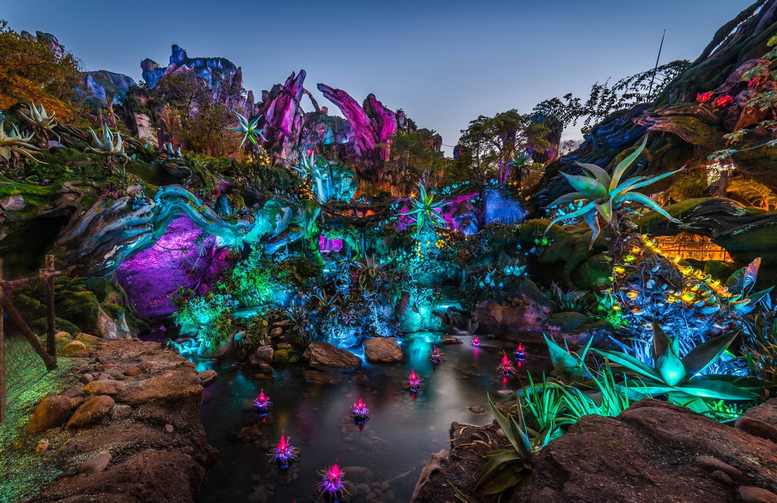 EPBOT: Jen's Gems: Pandora Eye Candy, Sparkle Purses, & An Exploding ...