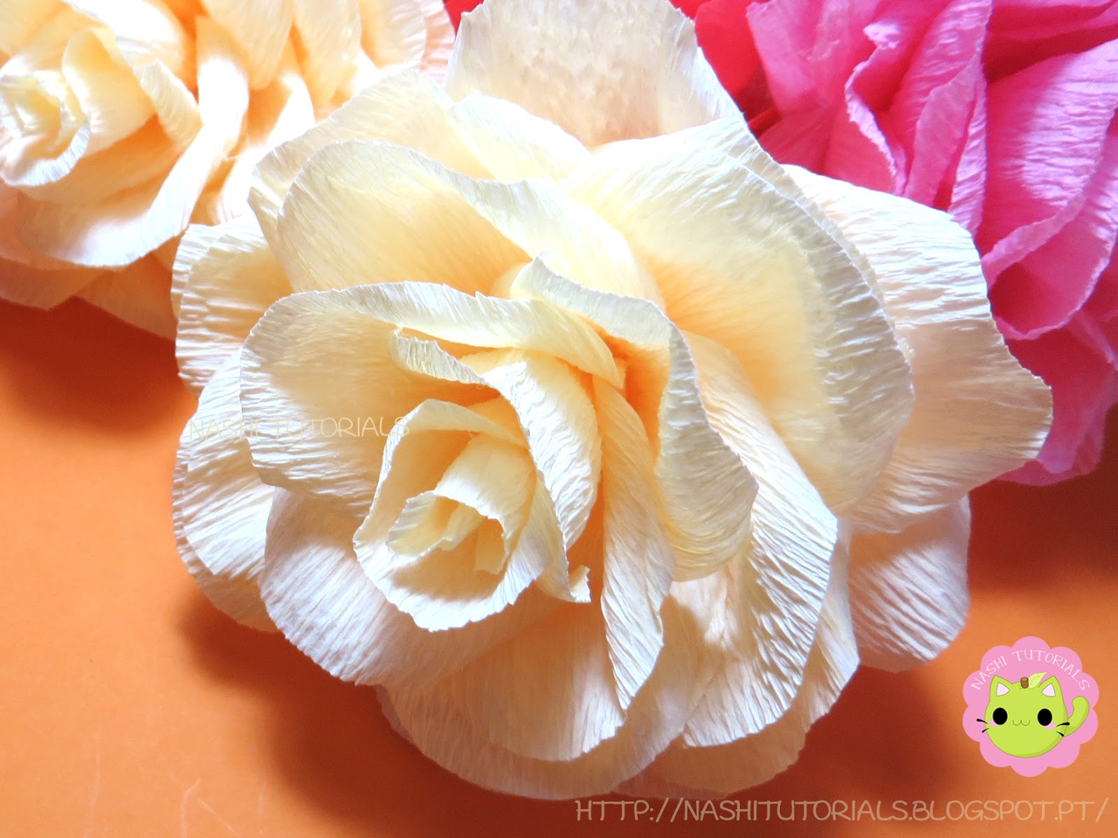Nashi Tutorials: DIY: Crepe Paper Flowers - Roses