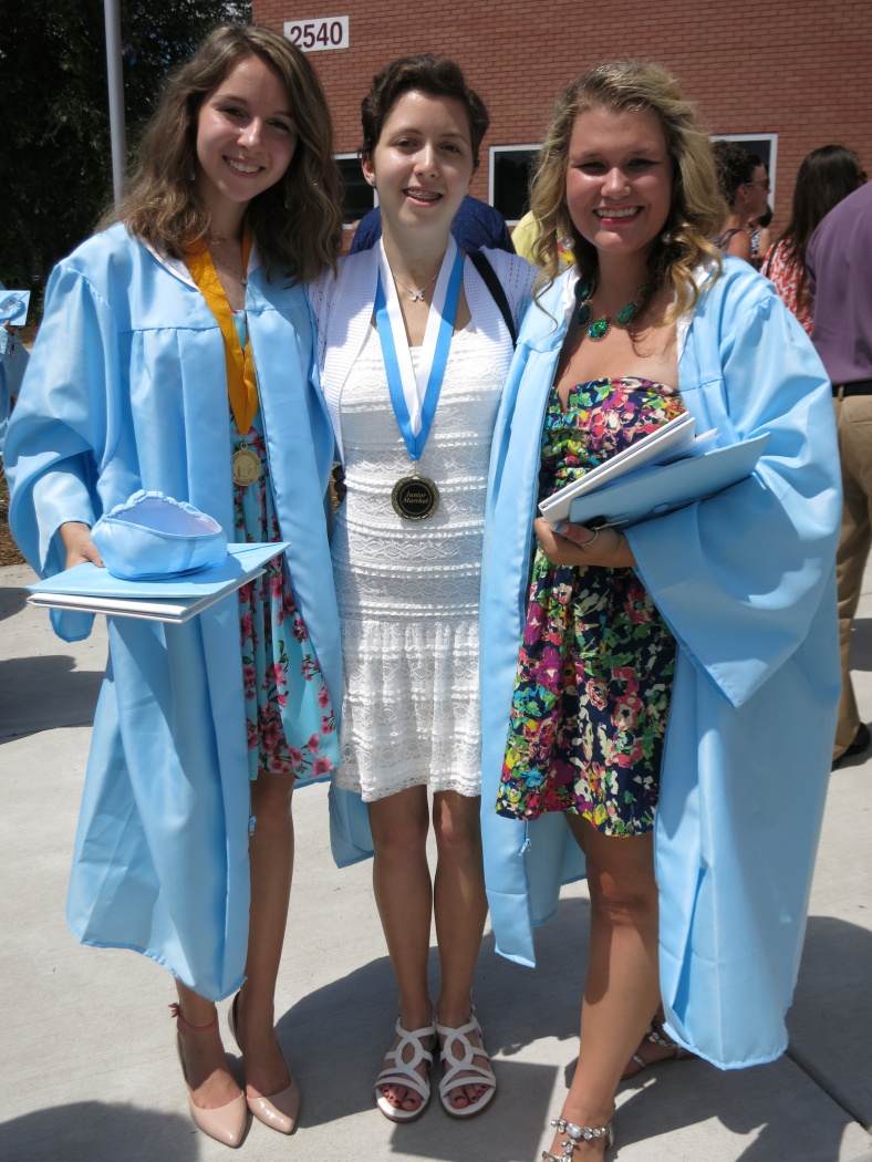 Unser Leben in den USA: High School Graduation / Junior Marshal