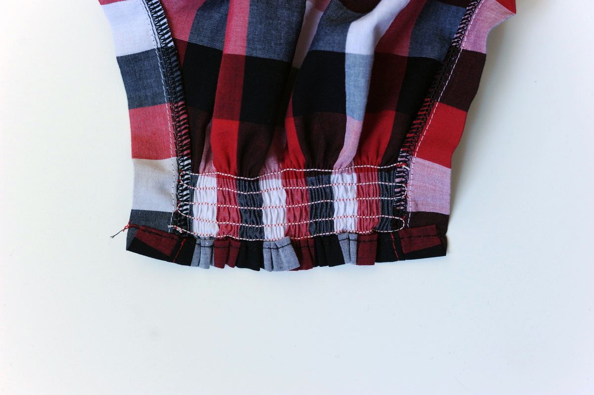 Chromatophobic: Shirred Baby Pants Tutorial