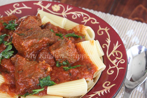 My Kitchen Snippets: Braised Beef Ragu with Rigatoni