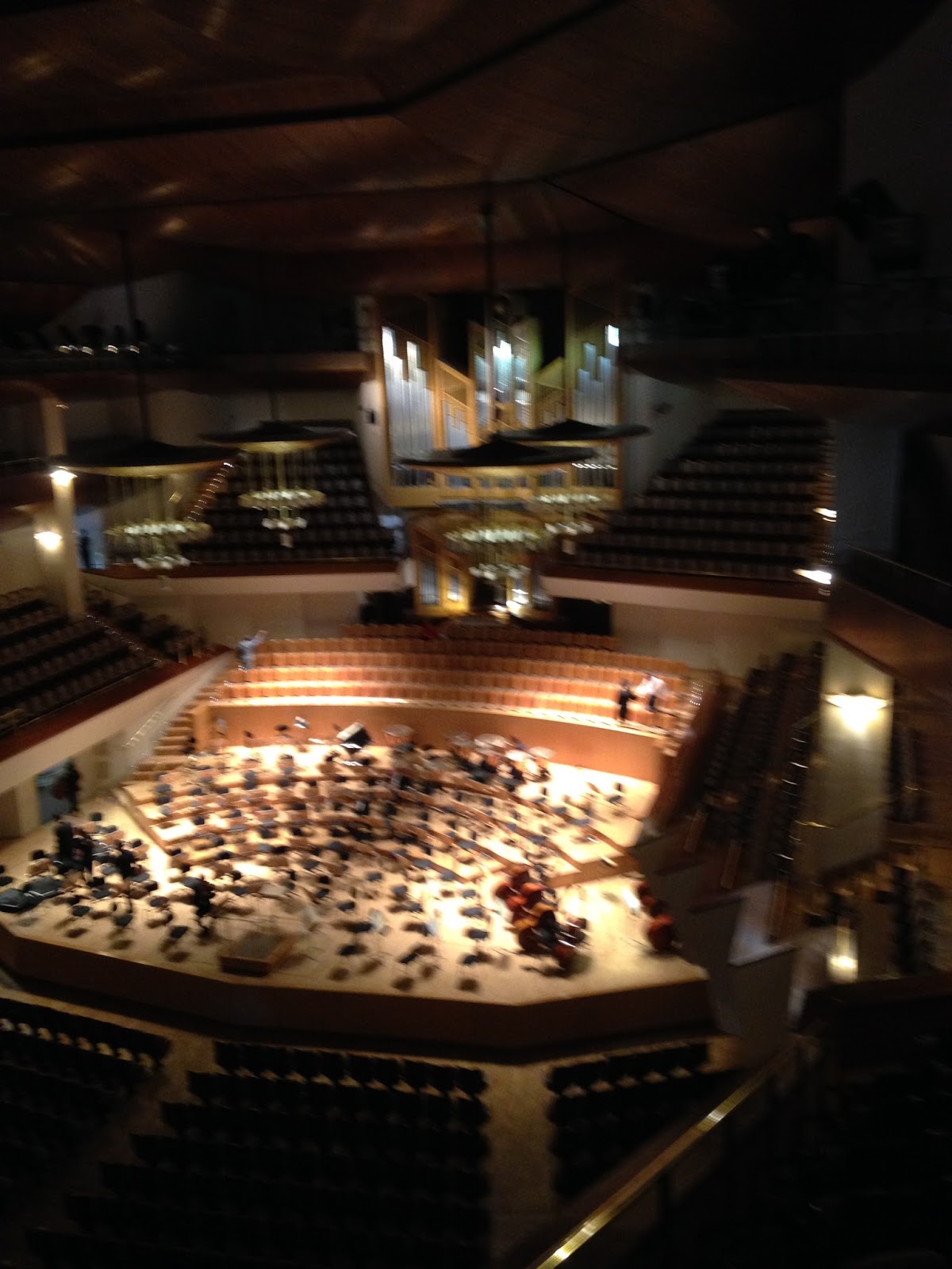 The Music Salon: Frankfurt Radio Symphony Orchestra