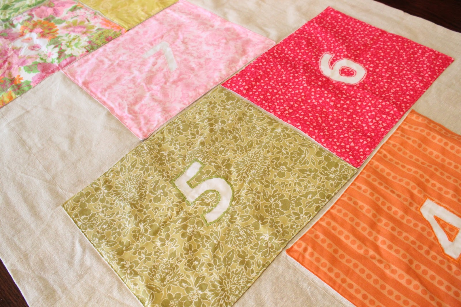 Our Nesting Ground: Hopscotch mat tutorial