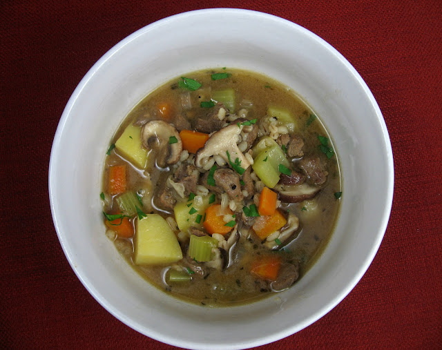 Robyn Cooks: Barley and Beef Stew
