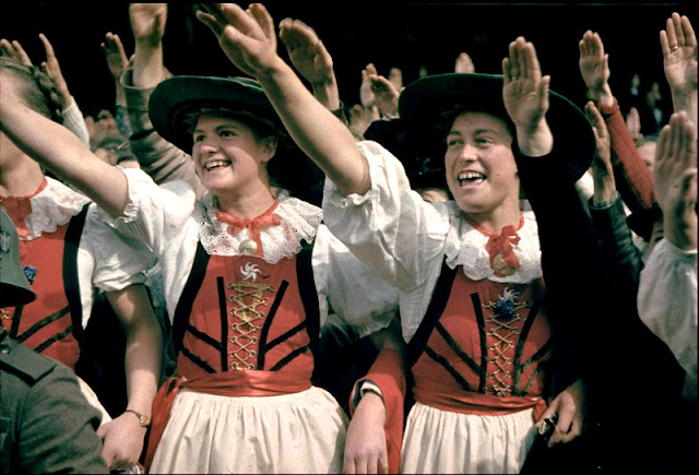 17 Color Photographs of the Anschluss in 1938 ~ Vintage Everyday