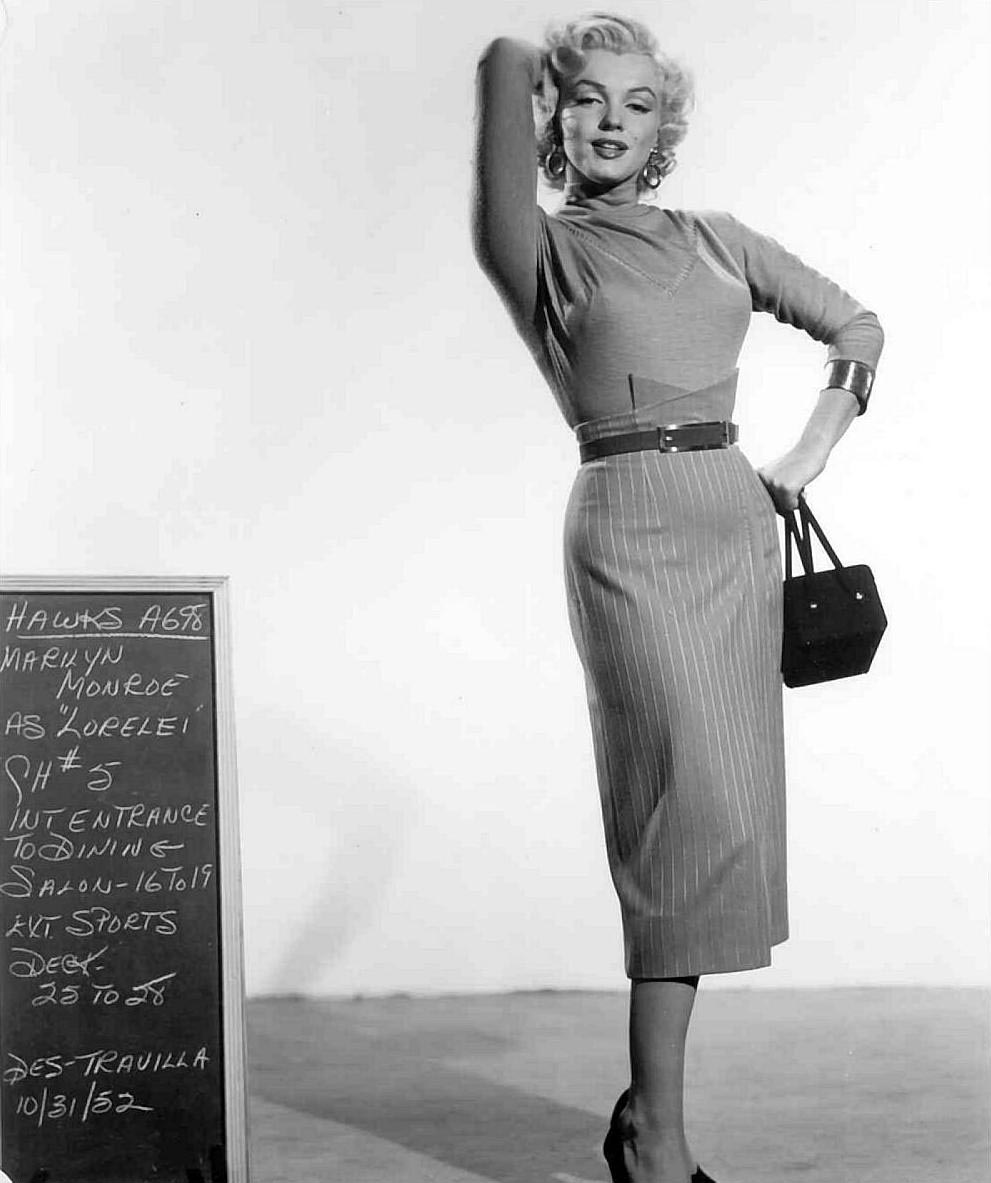 22 Pictures of Marilyn Monroe Wardrobe Tests as Lorelei Lee in ...