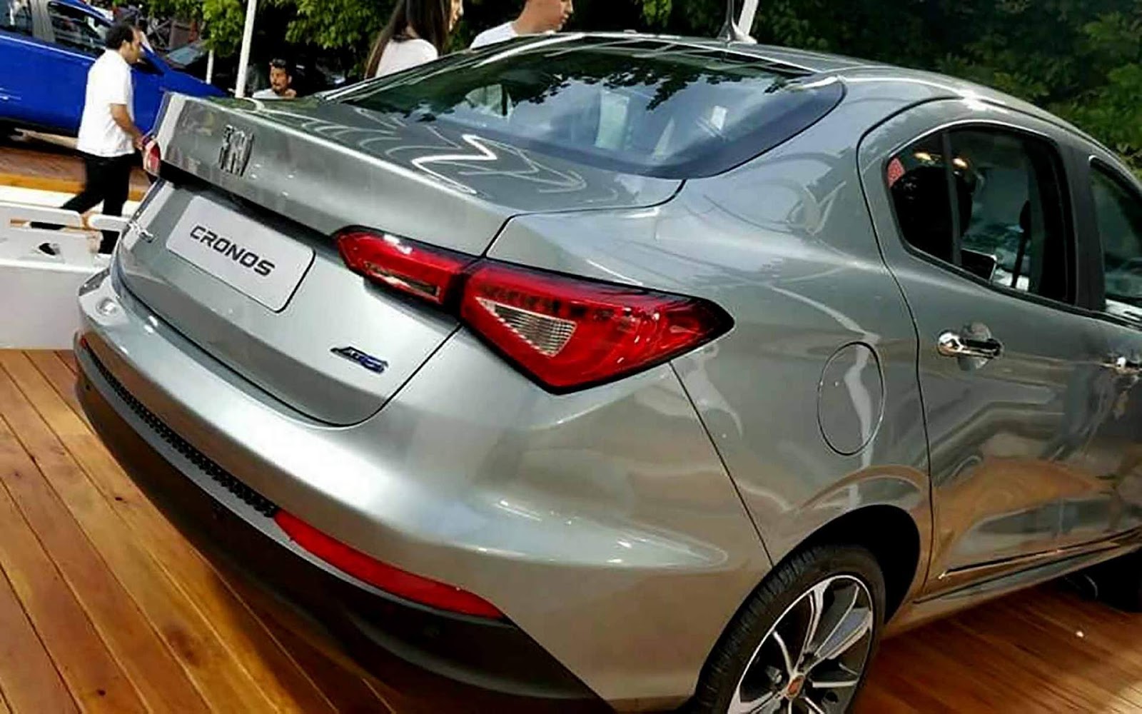 Fiat Cronos Precision é mostrado ao público na Argentina