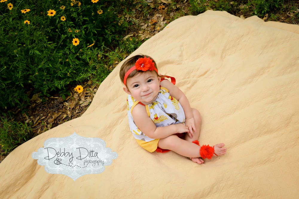 Debby Ditta Photography: Happy First Birthday Keira! Her One Year cake ...