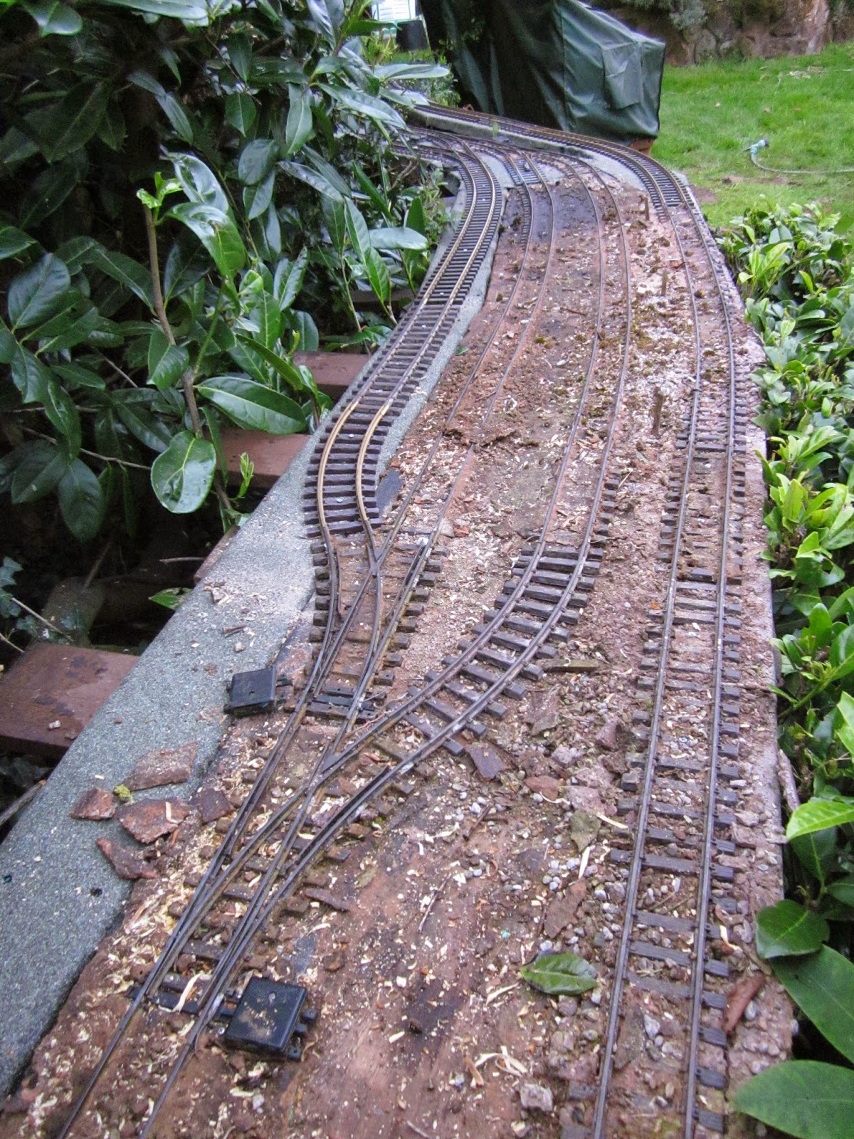 Peckforton Light Railway: How I made a 'stone' embankment