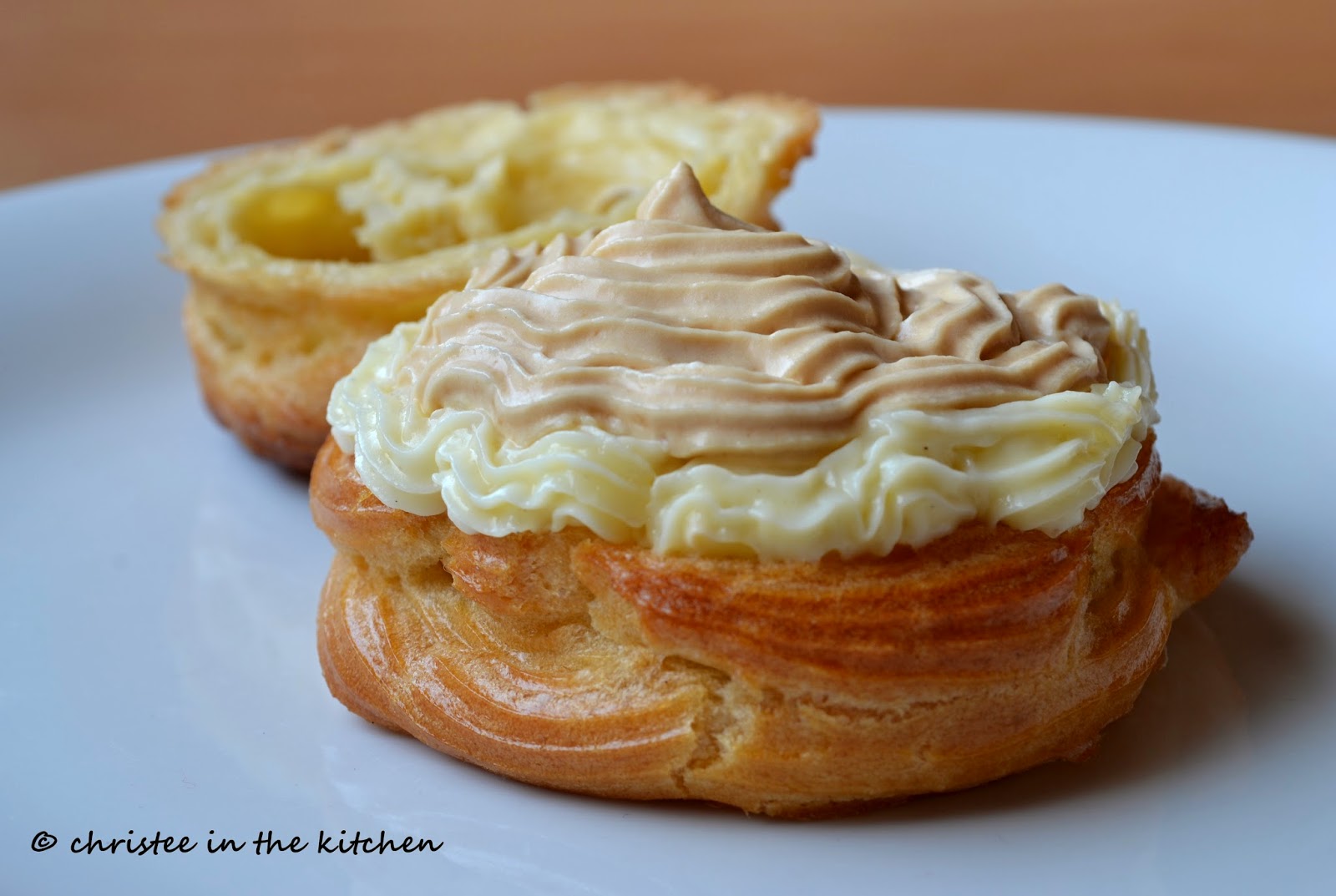 Christee In The Kitchen: KARAMELOVÝ VĚTRNÍK