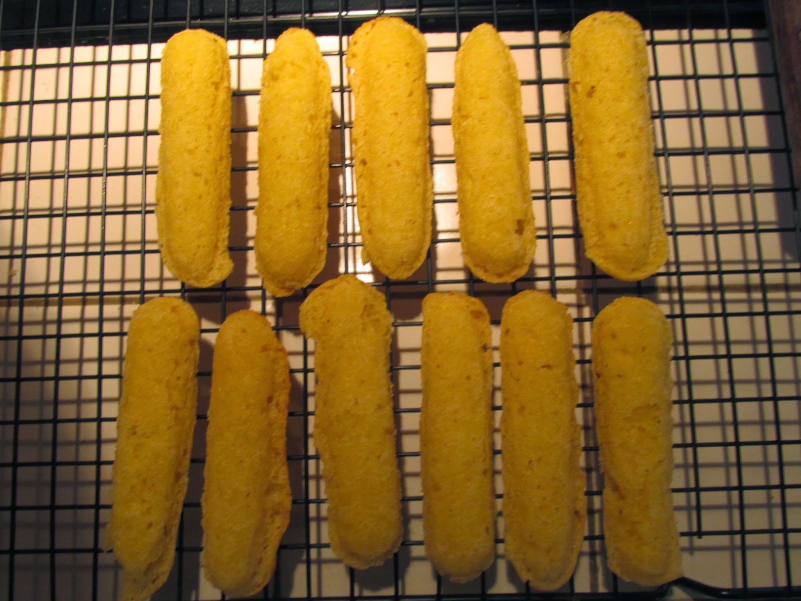 Mystery Lovers' Kitchen: Mini Corn Sticks
