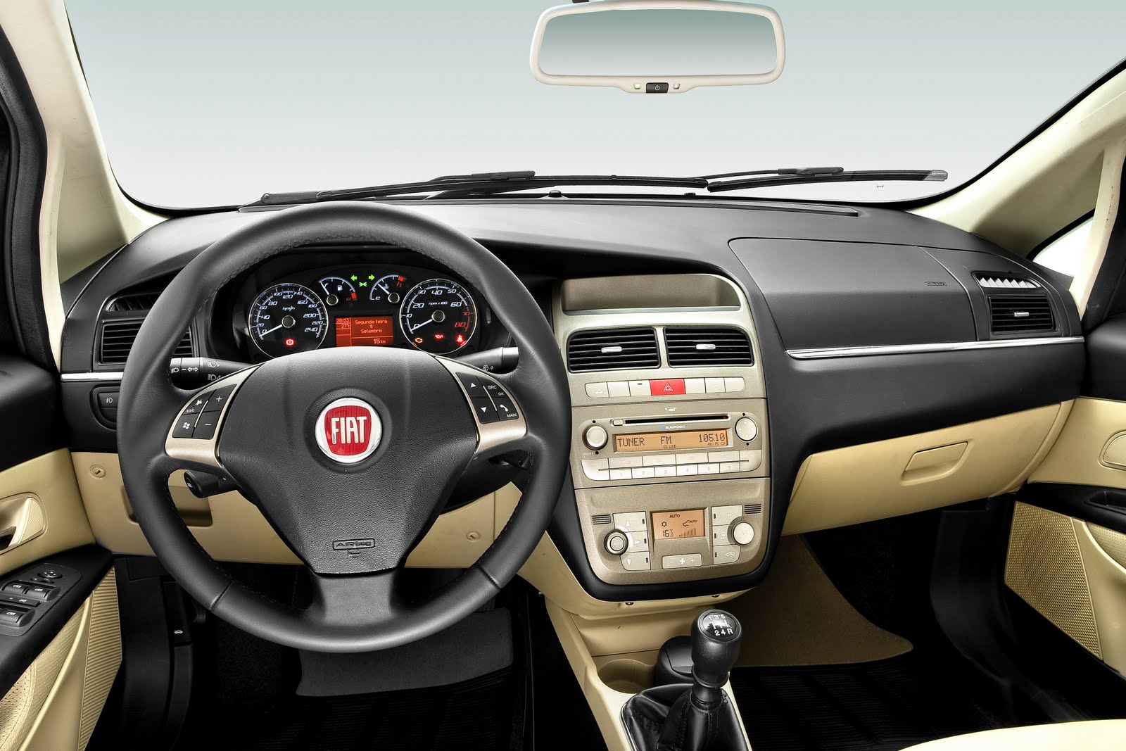 FVC Notícias & Segredos: Linea 2012 não fica mais barato, mas ganha ...