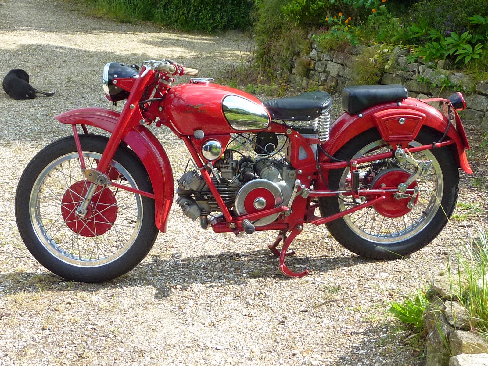 Benzina: Moto Guzzi Airone Sport and Moto Morini Corsarino for sale
