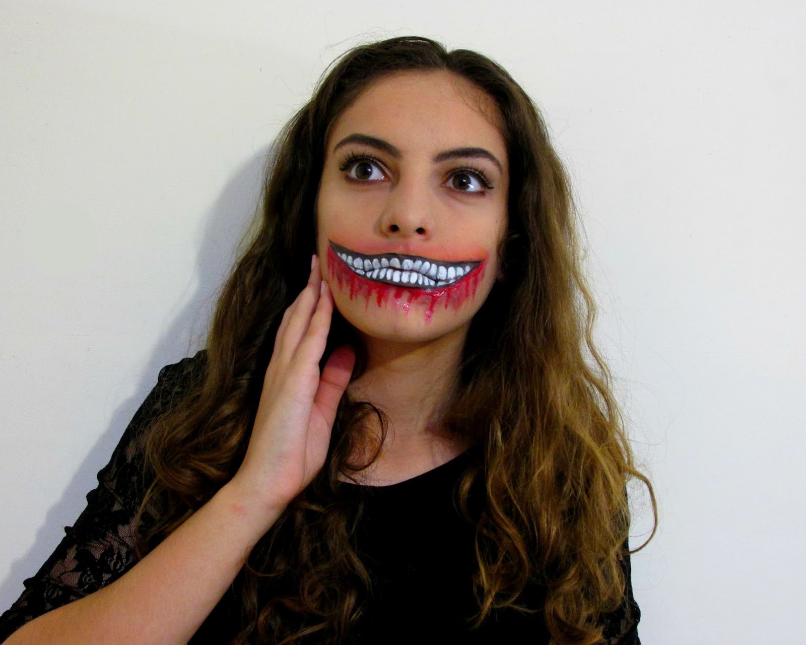 Ripped Mouth | Halloween Makeup — What Sarah Writes