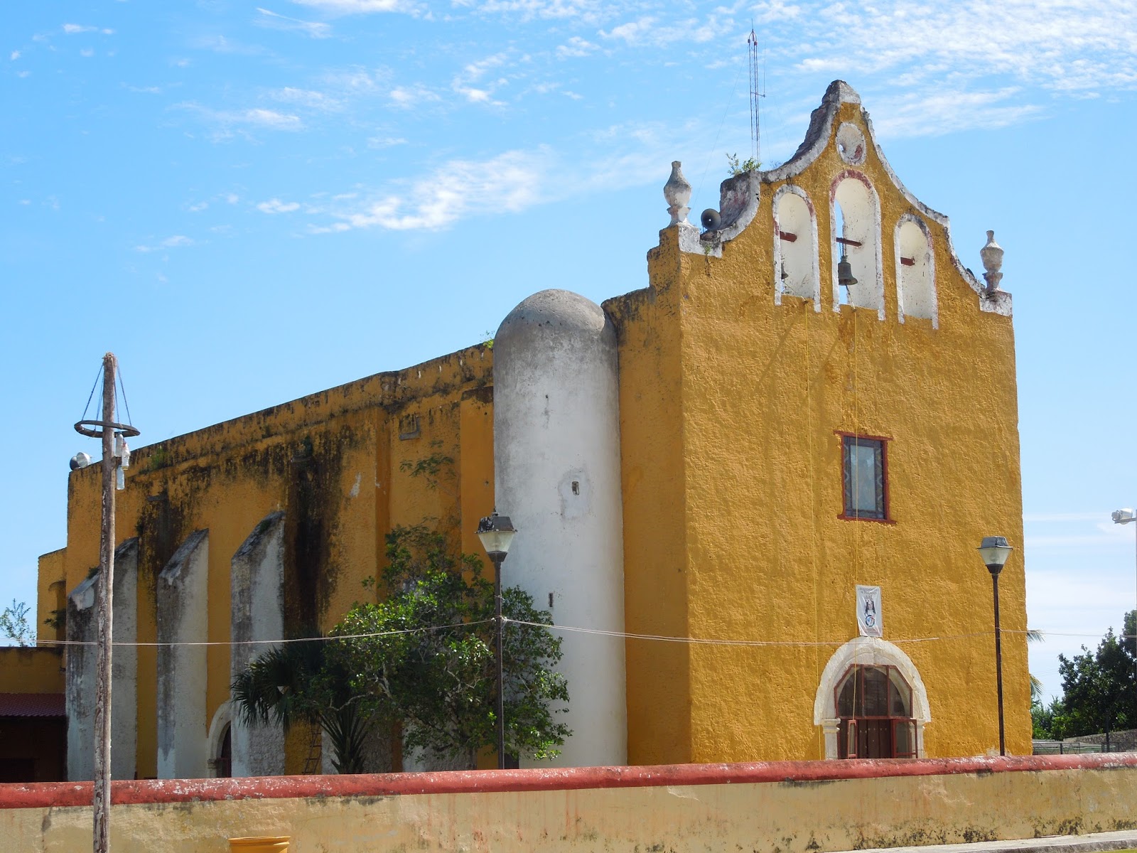 ColonialMexicoInsideandOut: Espadañas: Yucatan Churches