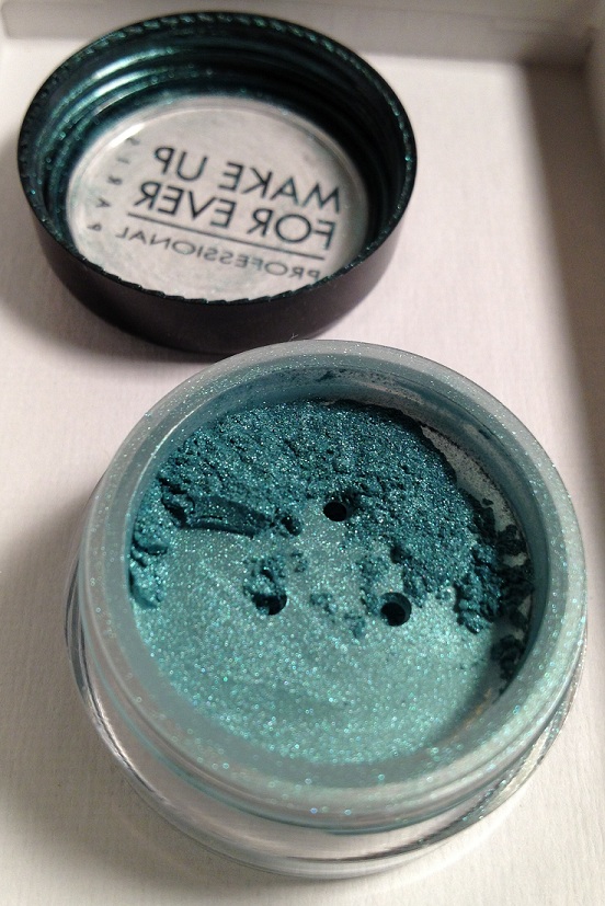 The Practigal: Make Up For Ever Star Powder 956 (Turquoise Gold) Review