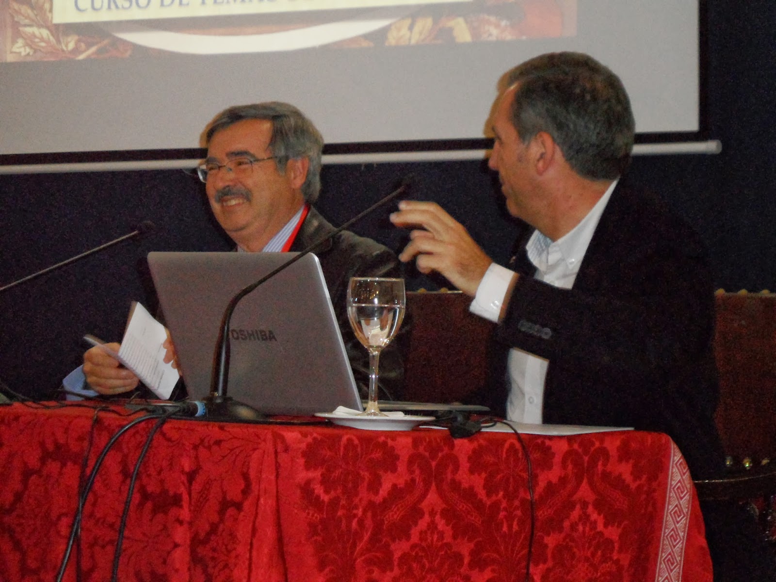 CURSO DE TEMAS SEVILLANOS: 23/1 DON JOSÉ MARÍA MORENTE DEL MONTE