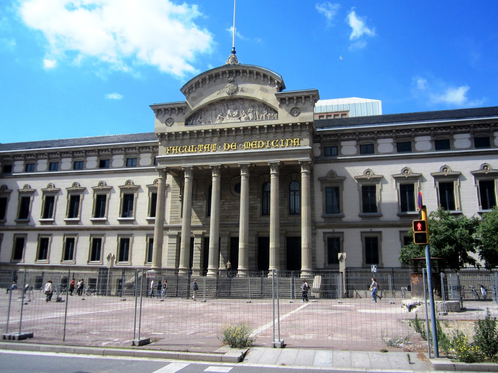 Redescubriendo Barcelona y más allá: 24/05/2016 Facultad de Medicina de ...