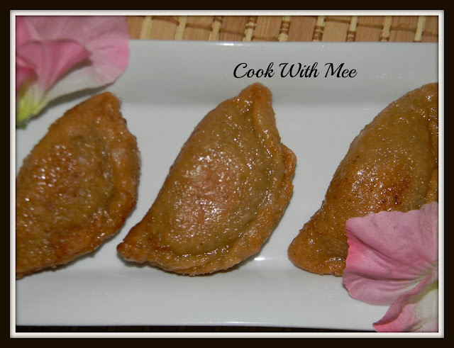 Cook With Poulamee: Poush Sankranti special Chandrapuli