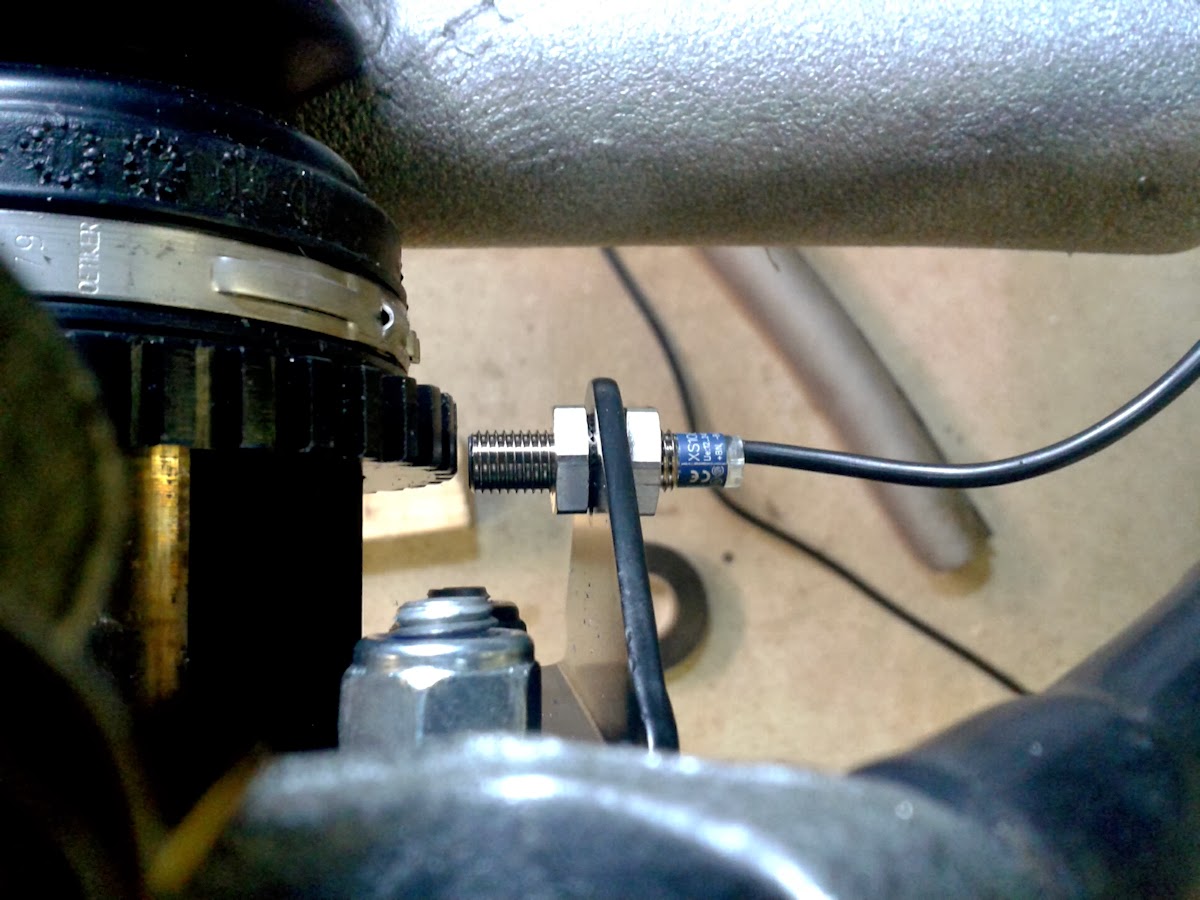 Caterham Seven Build: Build Day 11 - Rear Wheels (Left)
