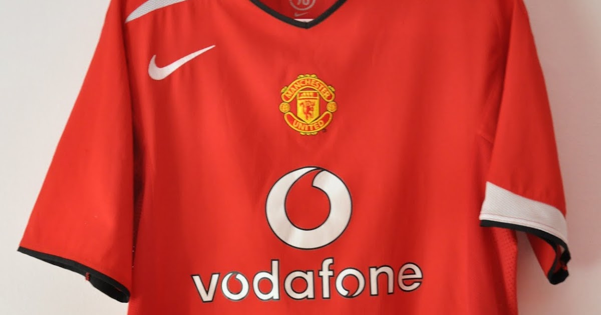 DAUS REDSCARZ: Manchester United 2004-2006 Home Kit :: Scoring Machine