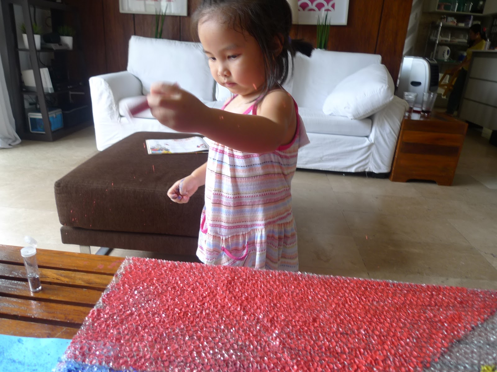 DIY Corporate Mom: Holiday Play: Bubble Wrap Flag