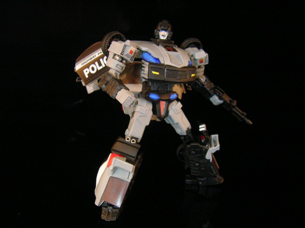 Blog de Transformers de mdverde: Increíble custom de Defensor G1