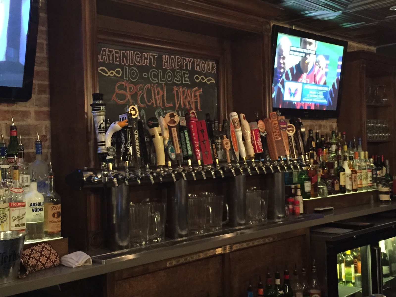 eating all the day ...: mellow mushroom