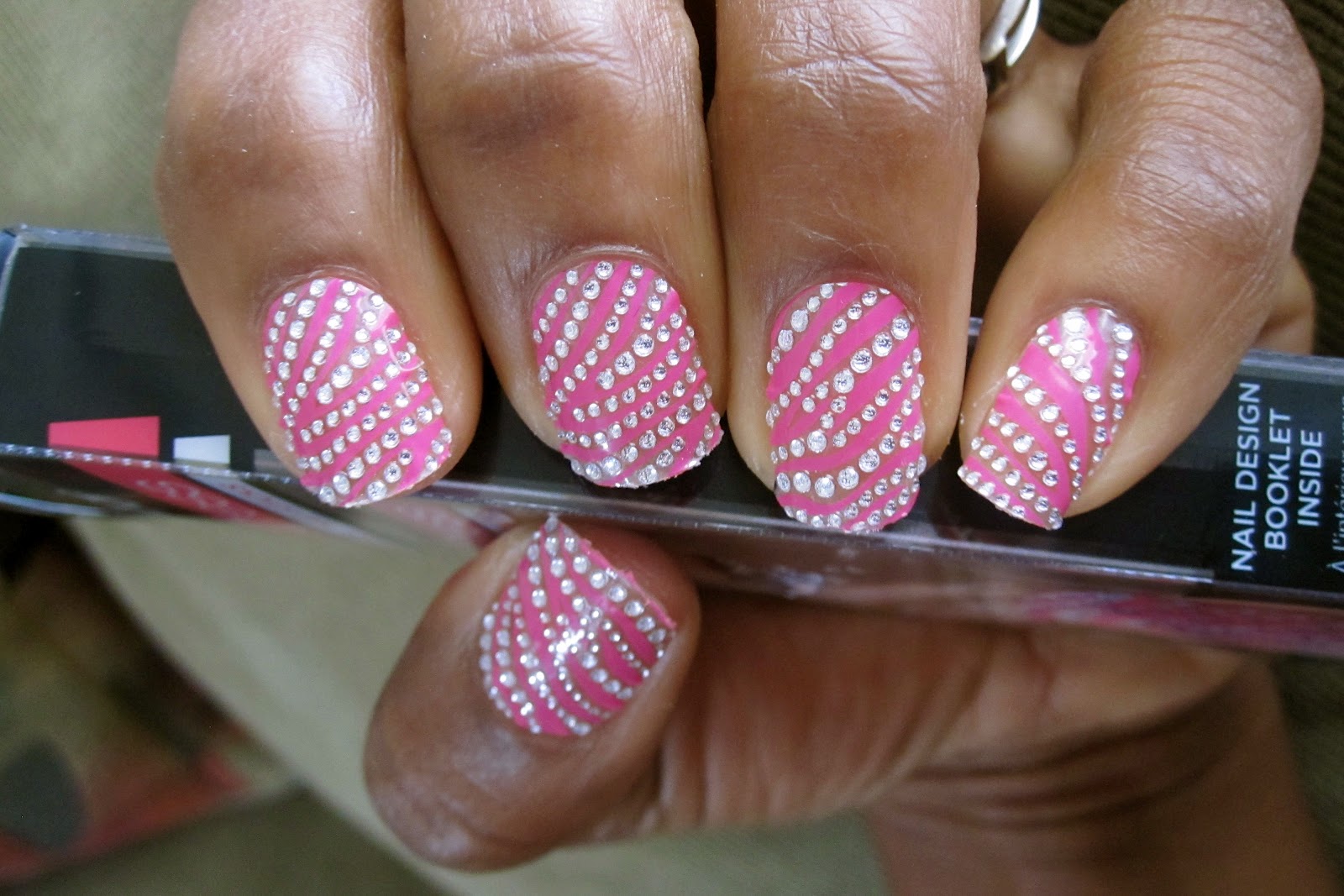 Manicure Mondays - Kiss Nail Dress - The Gabe Fix