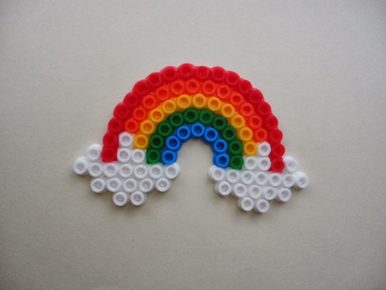 Pixel Art-E: Arcoiris en Pyssla