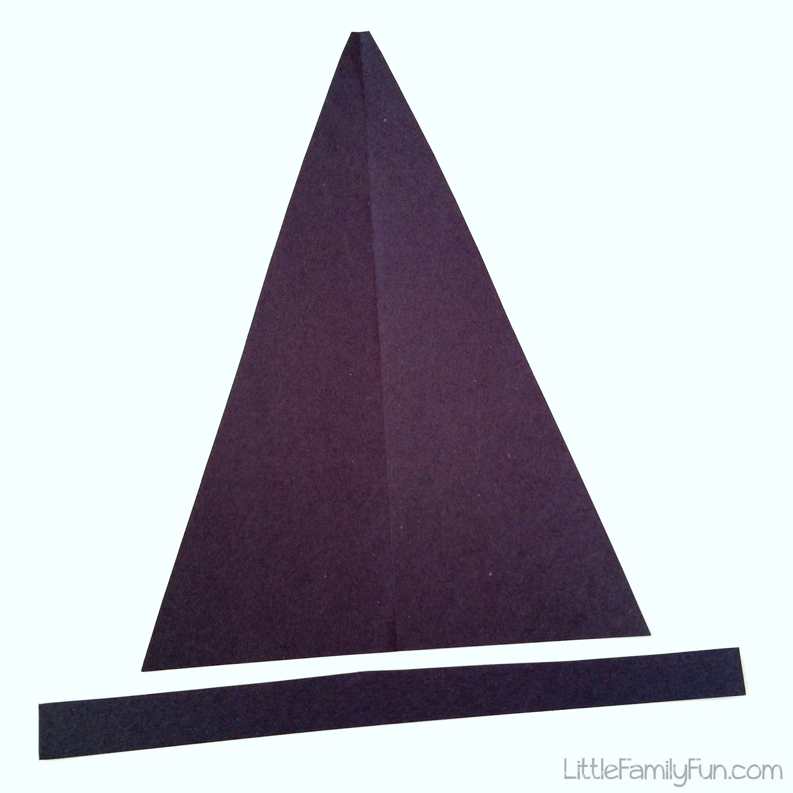 Little Family Fun: Witch Hat Craft!