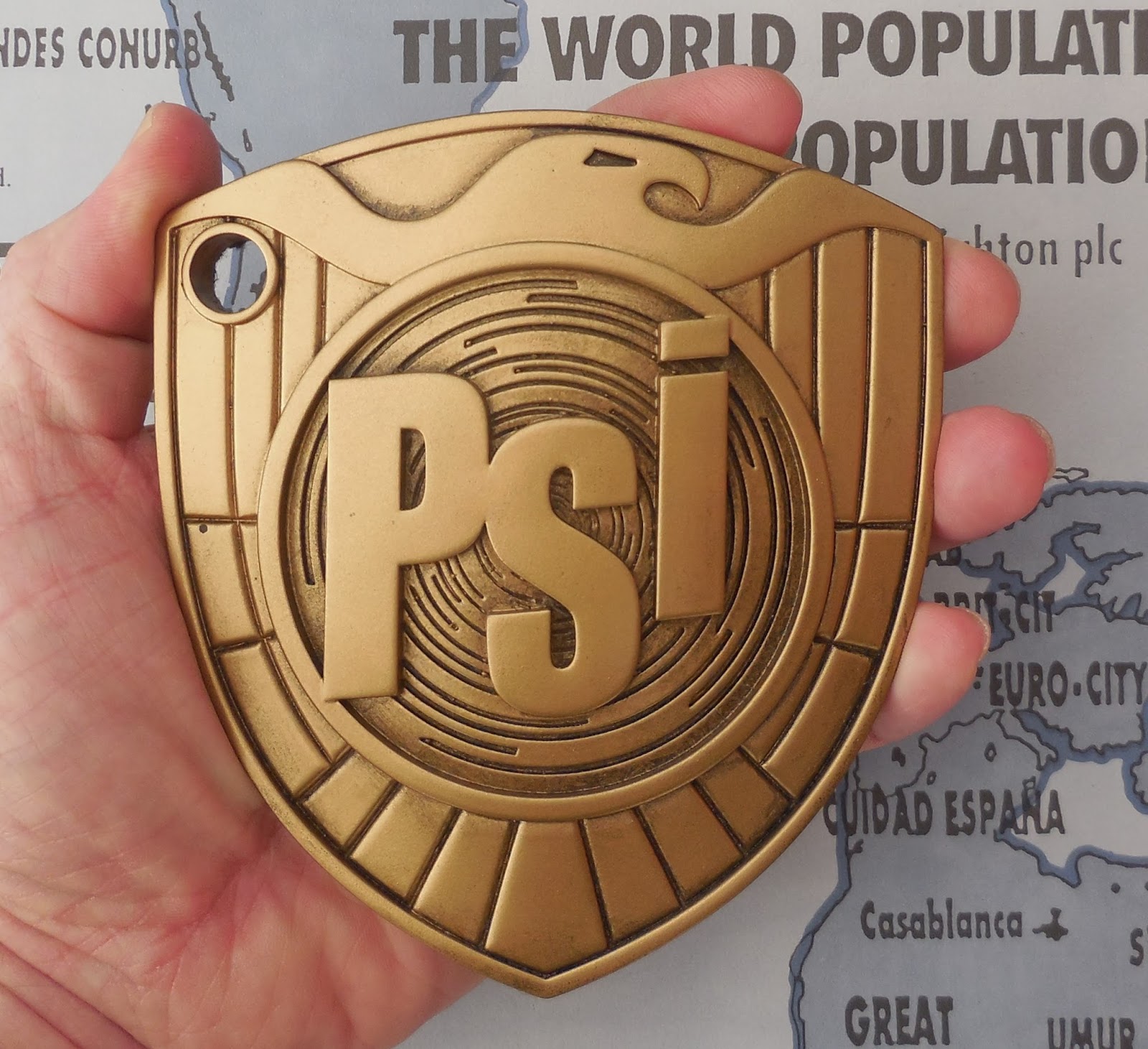 Cellar of Dredd: PSI badge - Costume version by Planet Replicas