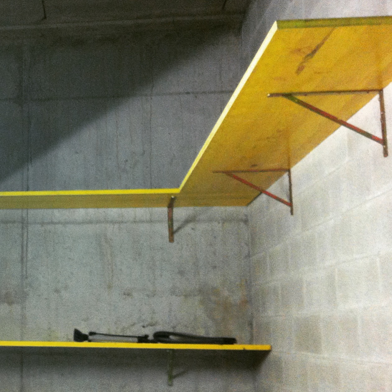 MYGARAGE-ALLESTIMENTO BOX E GARAGE SU MISURA!!!!!: Realizzazione ...