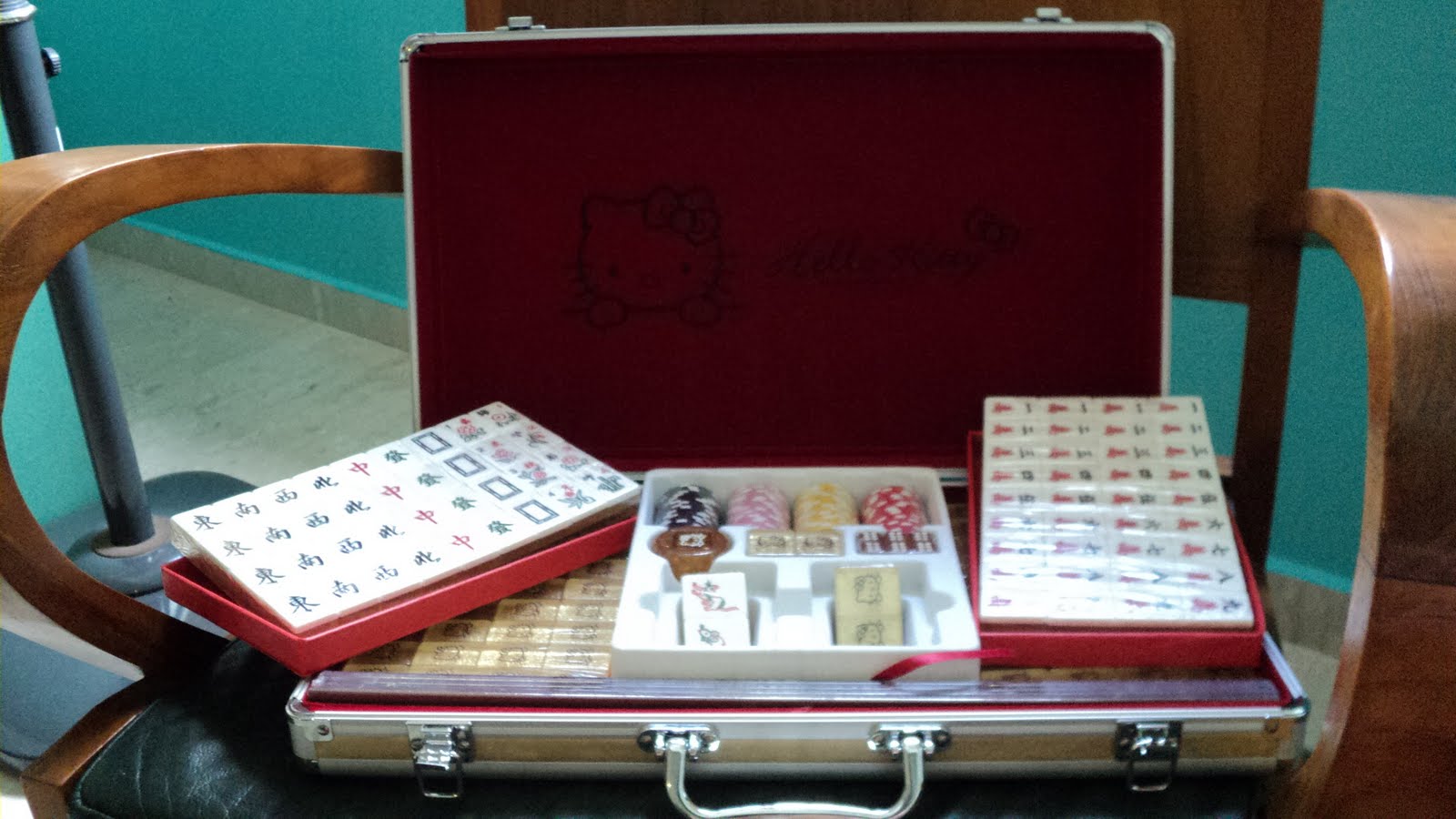 Soft Toys Branded, Misc for Sale: Rilakkuma/Hello Kitty Mahjong Sets