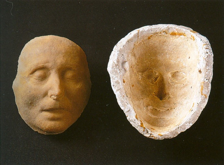 .: Ephemeral Figures in Wax