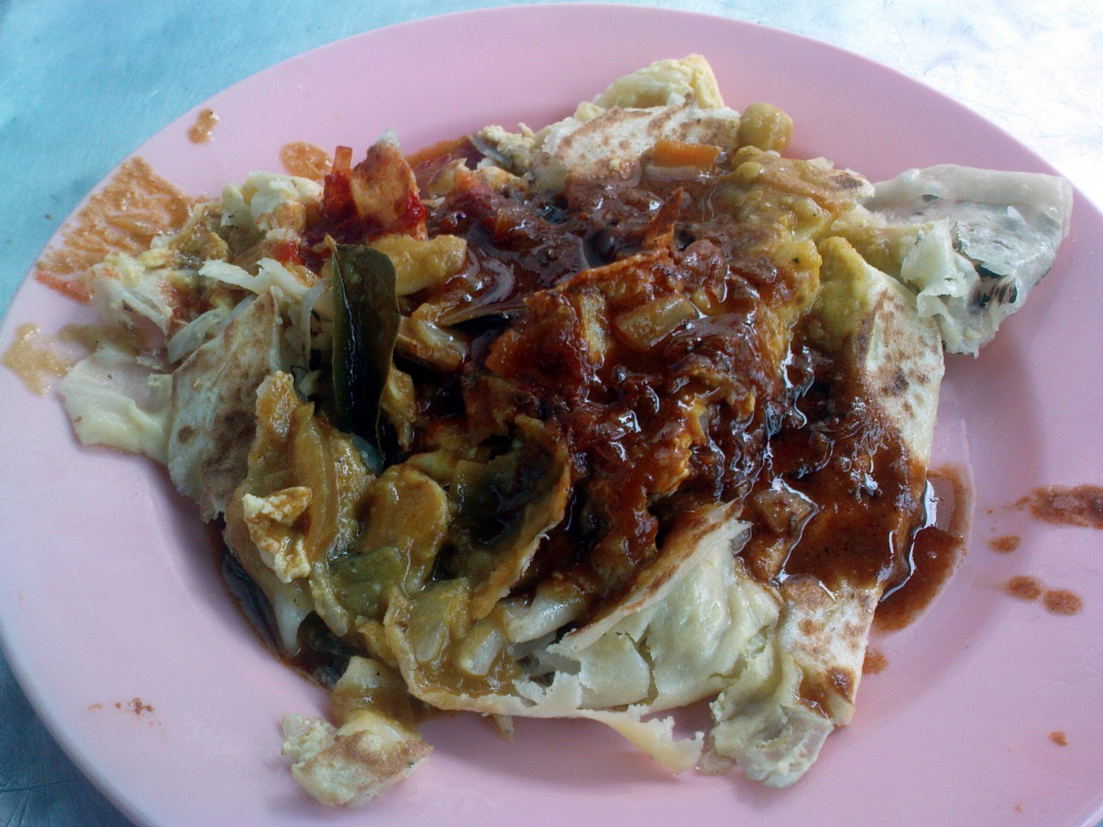 EAT OUT with SAM: Taha's Roti Jala & Canai, Junction of Penang Street ...