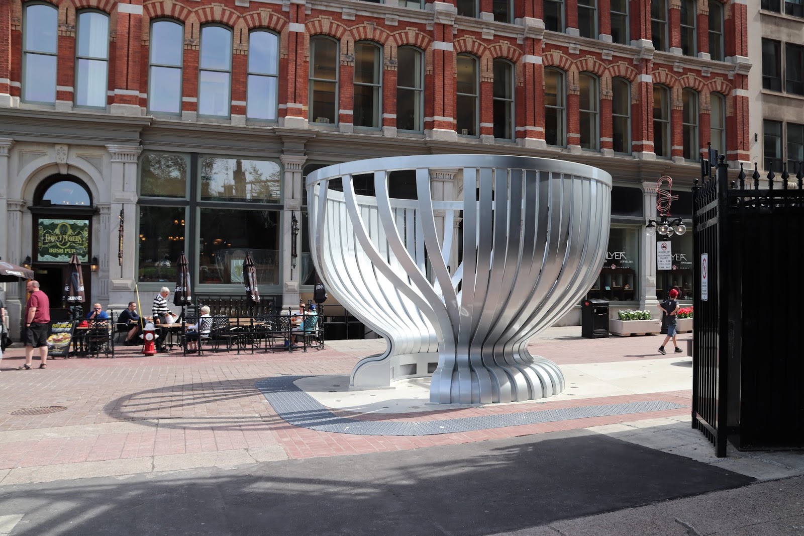 Memorials in Ottawa: Stanley Cup Monument