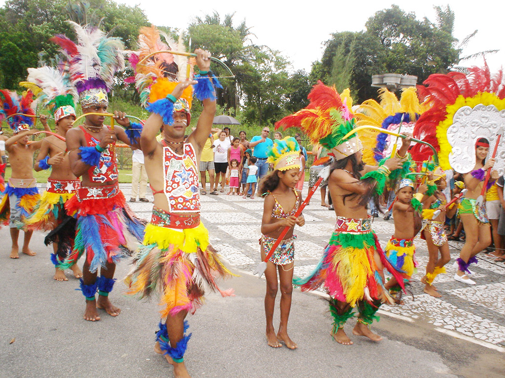 100% BJ : Apresentação dos Caboclinhos