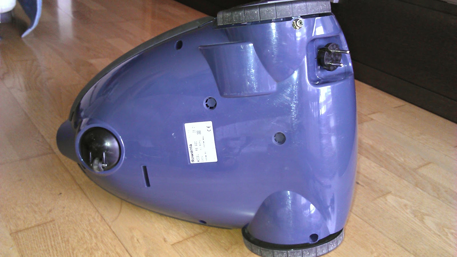 imahginable: Casi se quema la aspiradora. Cómo desmontar una Rowenta ...