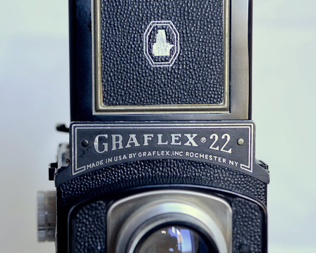 Vintage Camera House: Graflex 22