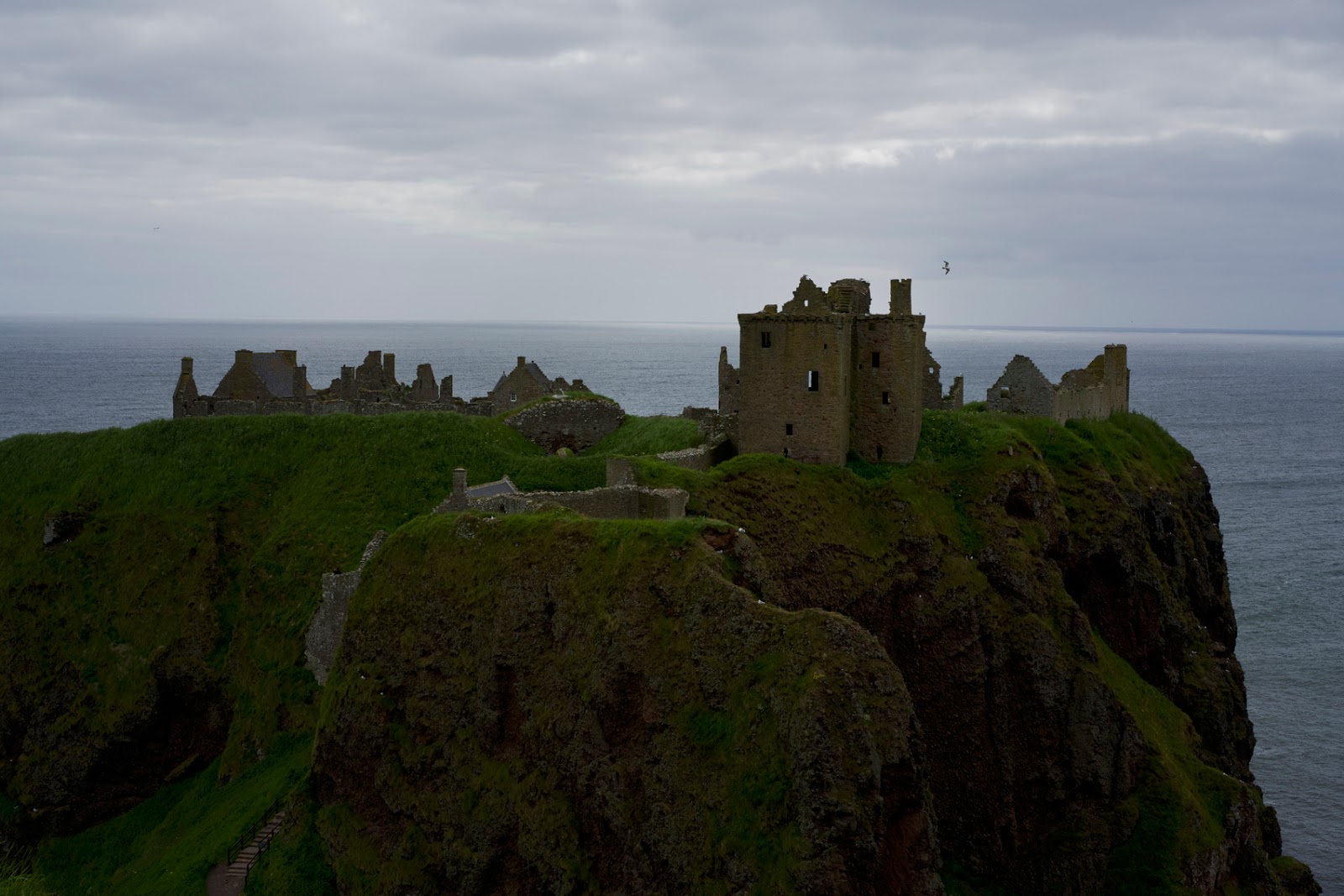 LES NOUVELLES: ROAD-TRIP EN ECOSSE : DE DUNNOTTAR CASTLE A DINGWALL