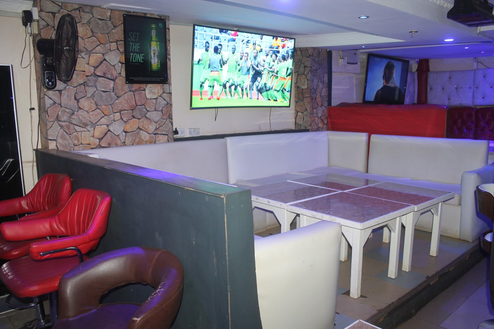 MADANJE JUNIOR.: THE INTERIOR DECO OF CLUB DA PLACE LOCATED IN KISUMU ...