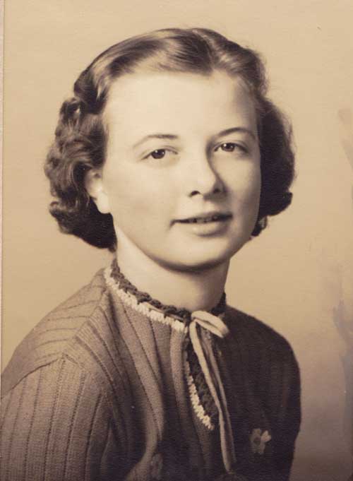 DayDreamnWorld: MOMs for Warm Heart Wednesday #25