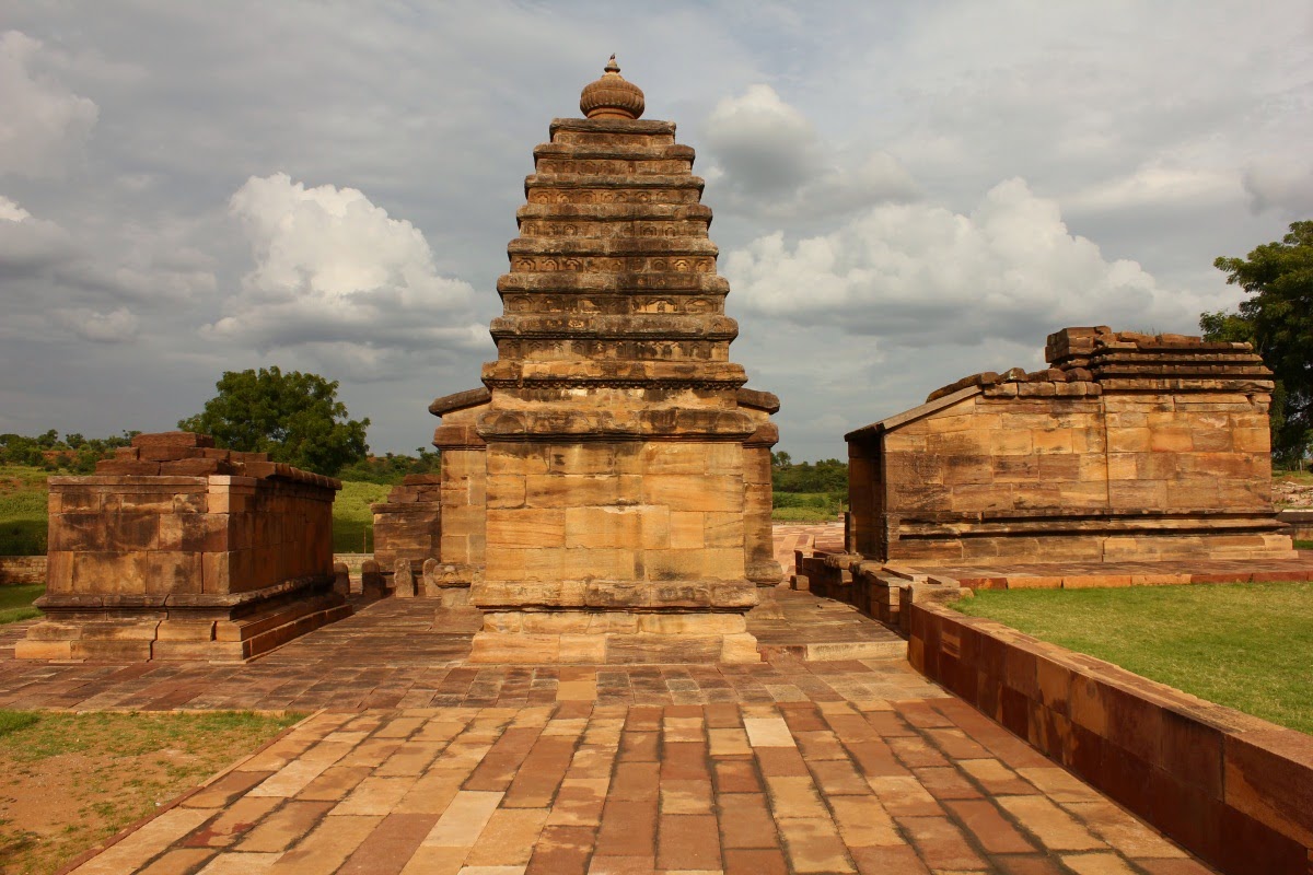 Journeys across Karnataka: Mallikarjuna temple complex, Aihole