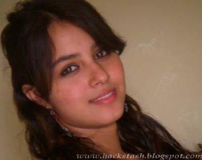 Cool & beautiful Facebook profile pictures for girls | PiczBox