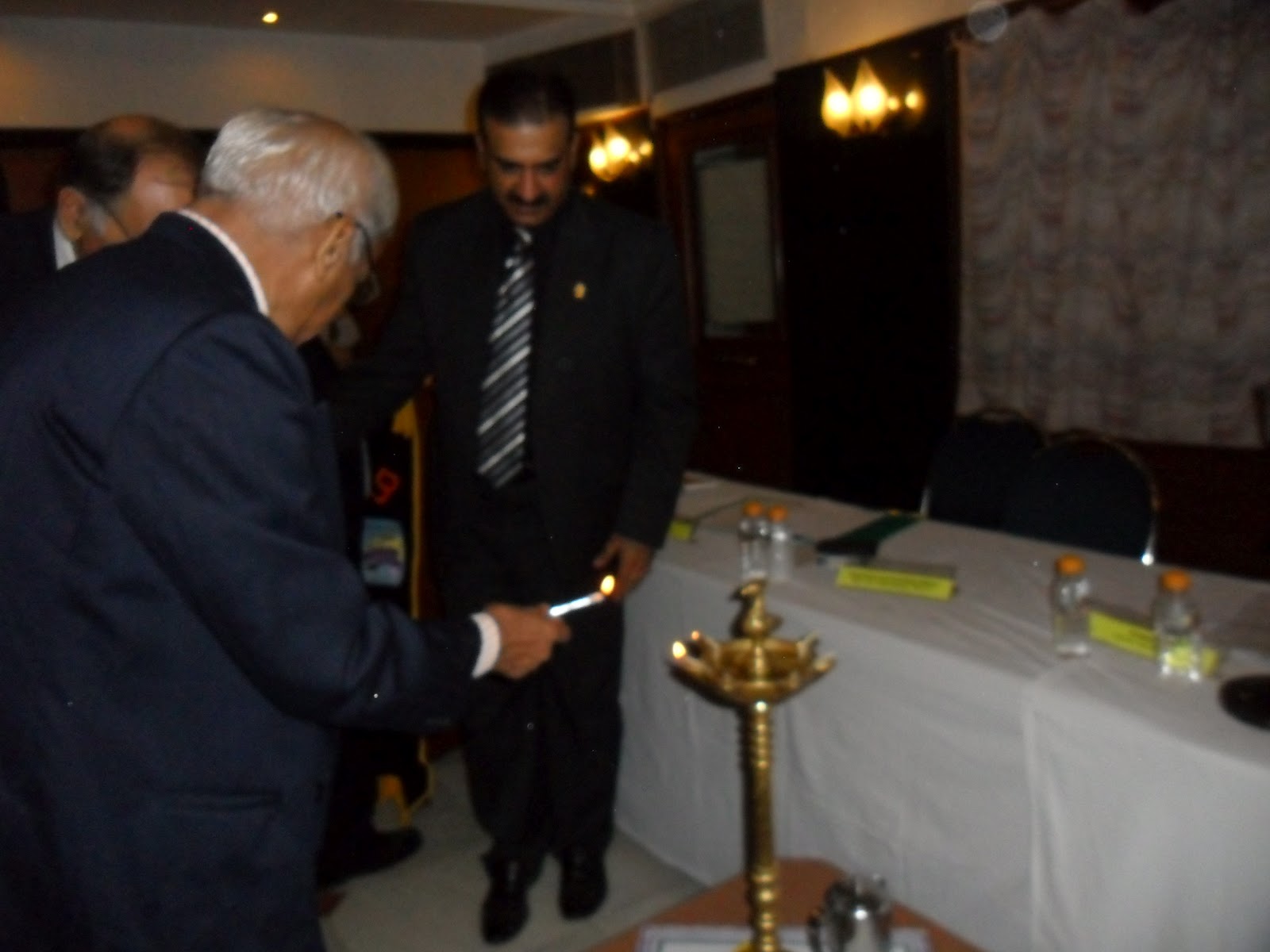 LIONS CLUB OF BOMBAY (VERSOVA): DEEP PRAJWALAN - INSTALLATION CEREMONY ...