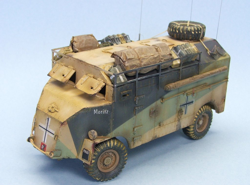 Panzerserra Bunker- Military Scale Models in 1/35 scale: AEC Dorchester ...