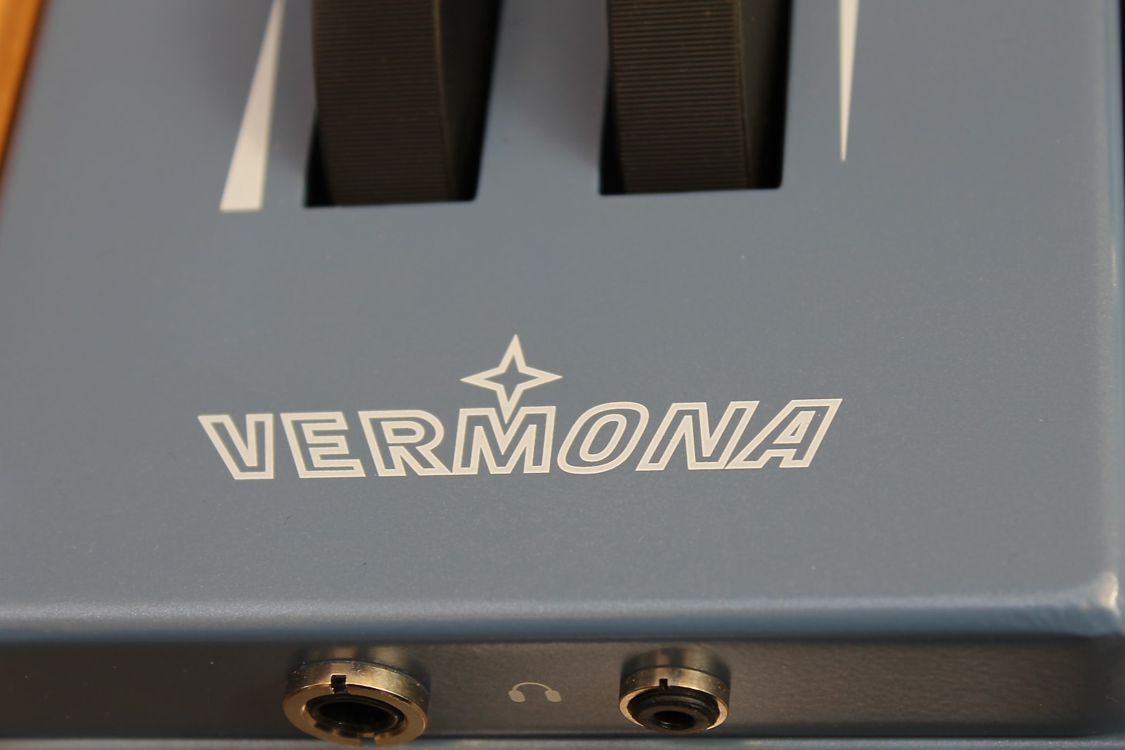 MATRIXSYNTH: Vermona 14 Analog Synth SN 021/222