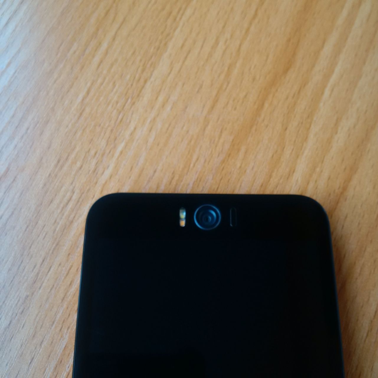 My Asus Zenfone Selfie zd551kl : Unboxing Photos and Specs - OgbongeBlog